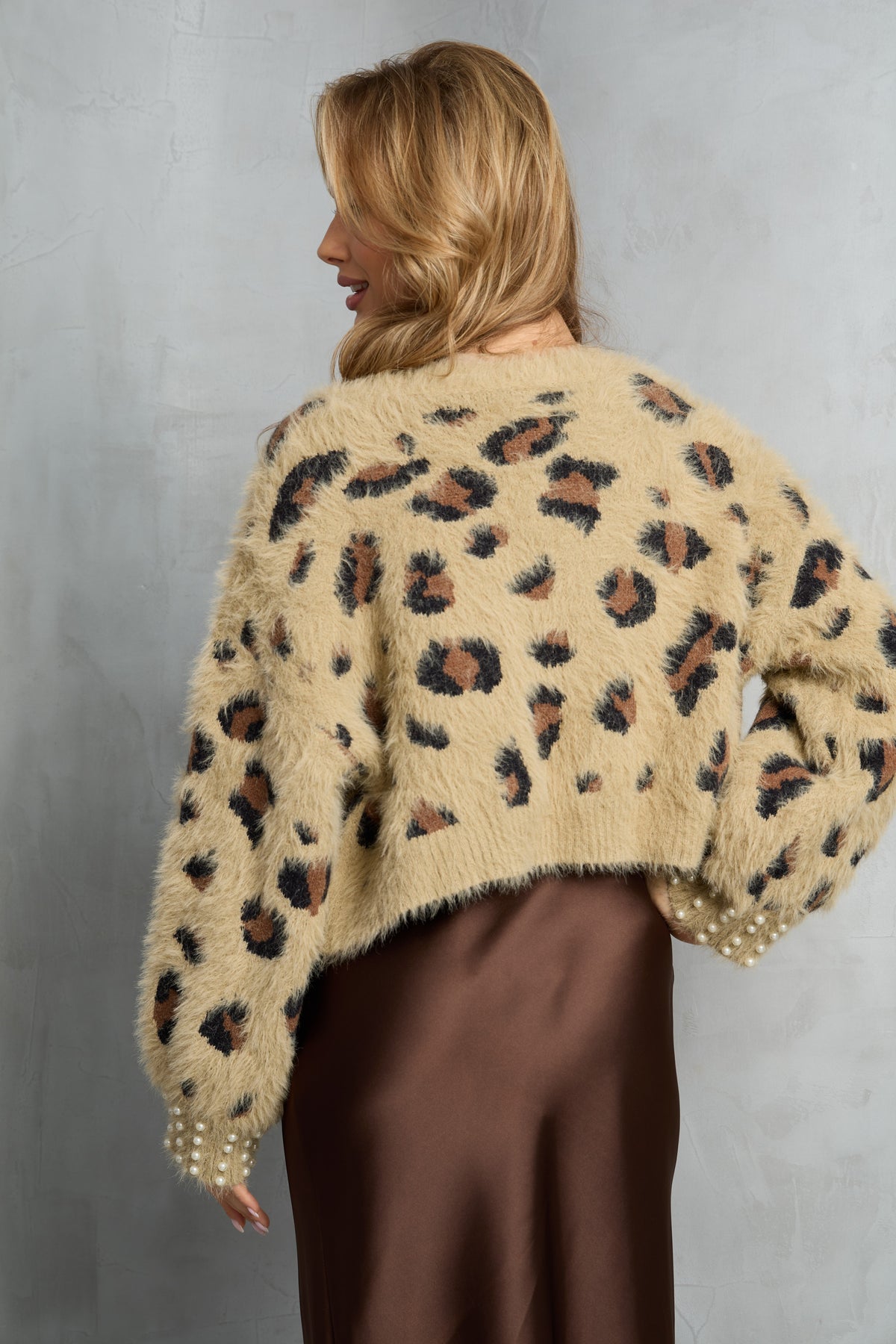 Animal Print Pearl Cardigan – Saachi Wholesale